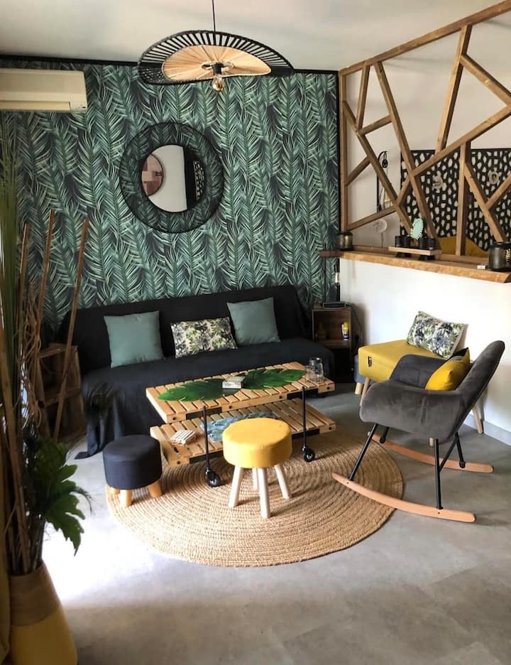 Le Cosy
Rez De Jardin Proche Chu / Terre Sainte - Saint Pierre