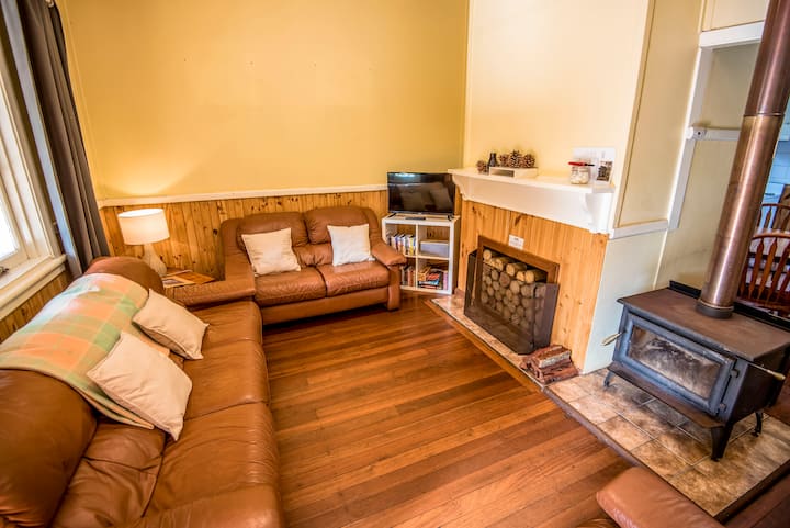 Forrest Cottage. Historic Location - Great Stay - Nannup