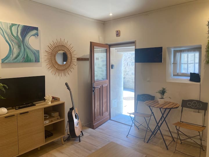 Joli Appartement Dans Le Village Médiéval - Valbonne