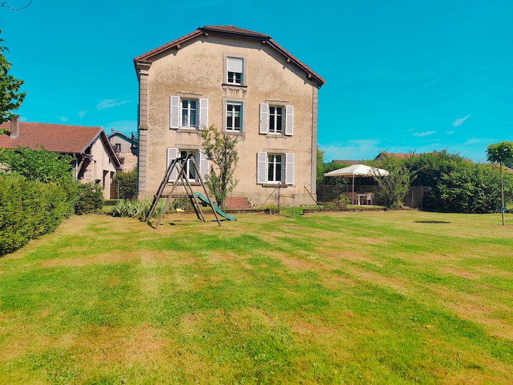 Spacieuse Maison De Maître De Charme - Remiremont