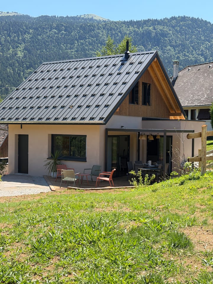 Maison Indépendante • Vue Montagne • Garage - Crolles