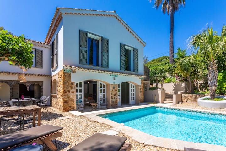 Villa Strelitzia Avec Piscine - Saint-Aygulf