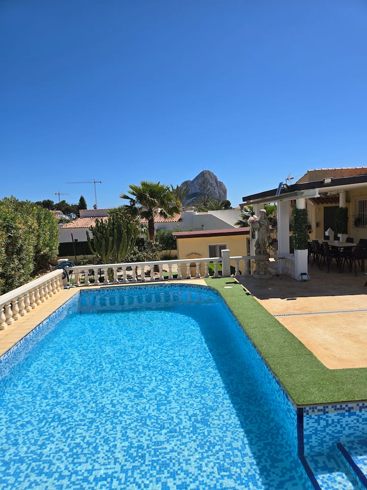 Vacaciones En El Jardín De Las Rosas. 
Rosengarten - Moraira