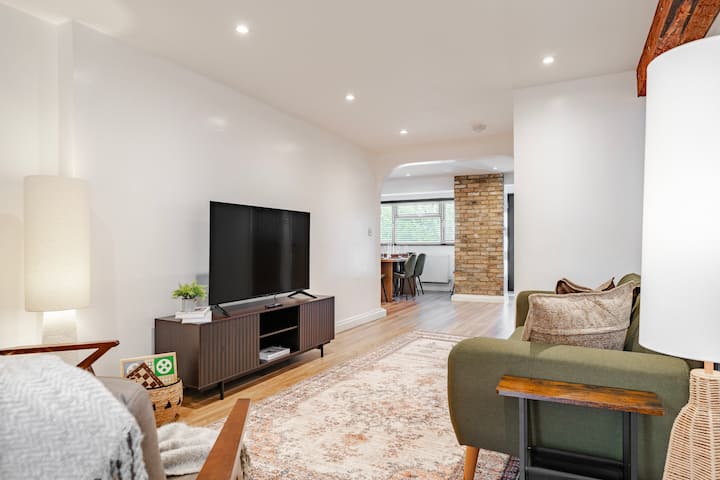 Cambridge Central Escape | 4 Bedroom & Garden Home - Cambridge