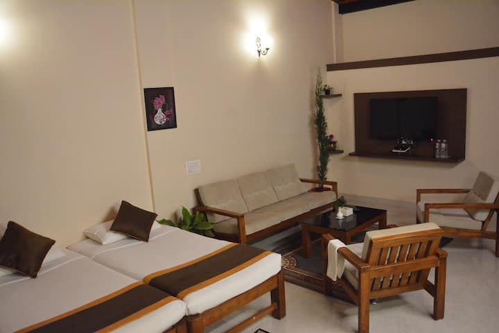Badami Heritage Resort - Badami
