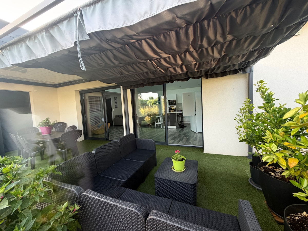 House for 6 people 5 min from Futuroscope Aquascope - Houses for Rent ...