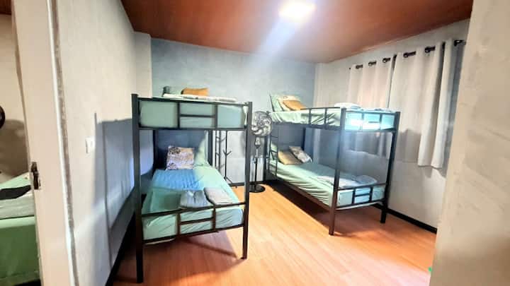 Casa Funcional Para Equipes Até 6 Pessoas Wifi Az1 - Americana