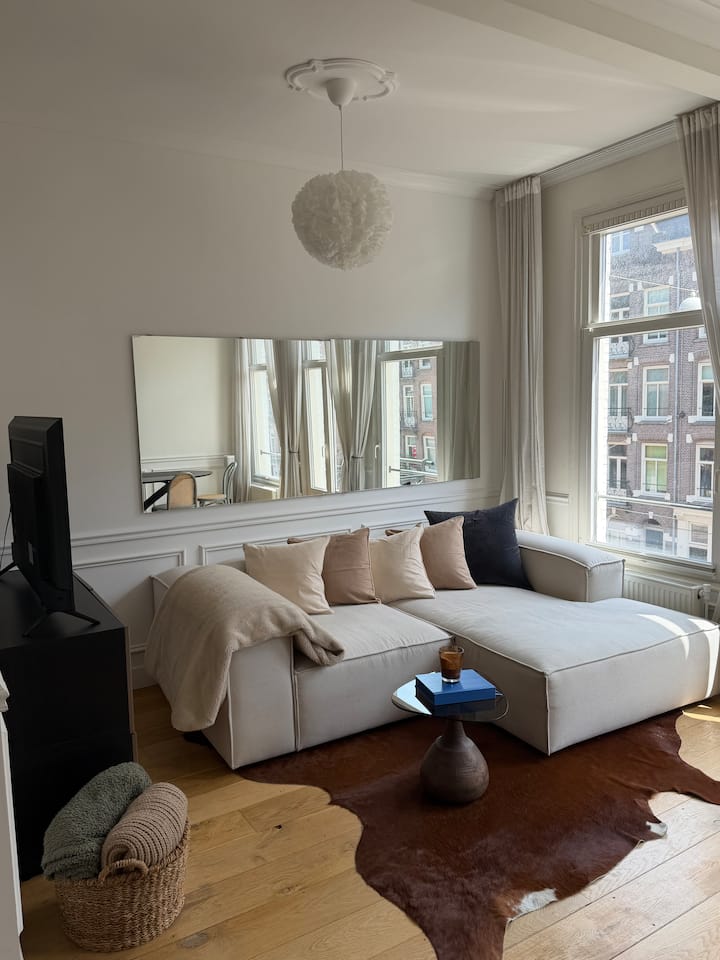 Stylish Apartment In Amsterdams Center - Amsterdam