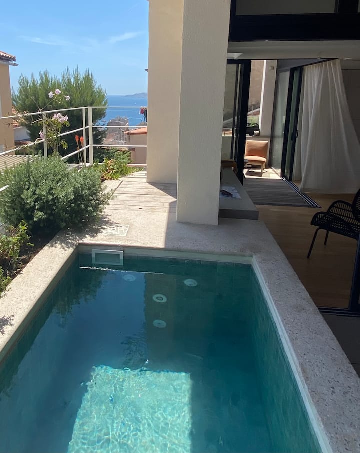 Vaste Maison Vue Mer Piscine Parking Idéal 2 Coupl - Marseille