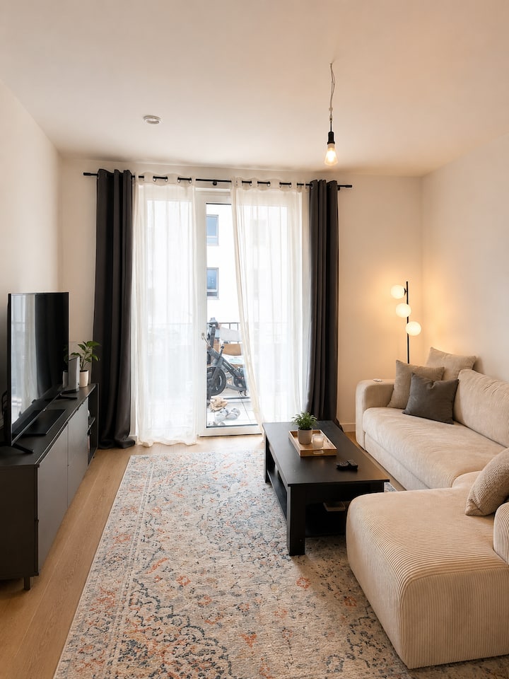 Stylisches Neubau-apartment Im Süden Berlins - Berlin
