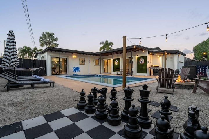 Hollywood Heated Pool  Mini Golf, Unique Vr Room - Pembroke Pines, FL