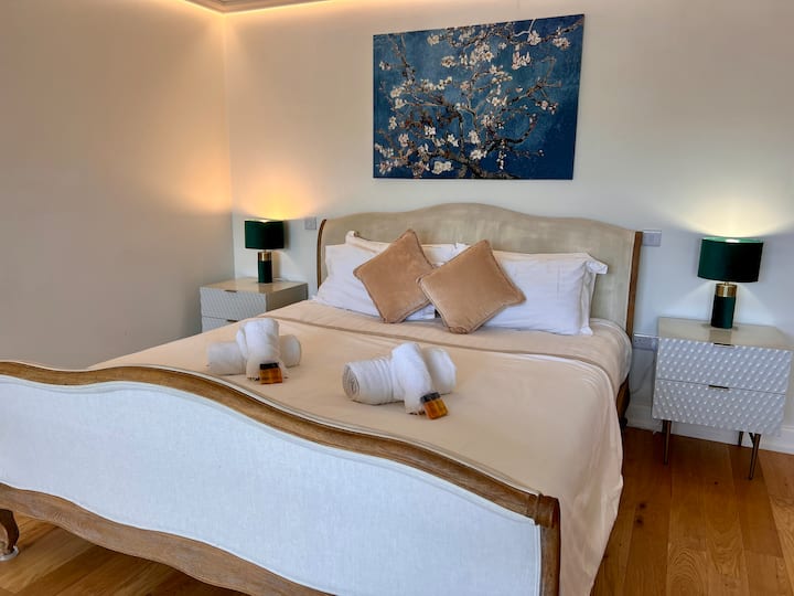 Super Spacious And Stylish Flat In Old Amersham - Beaconsfield, UK