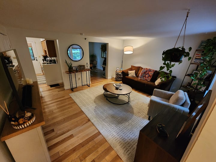 Room In Burlington - Burlington, VT