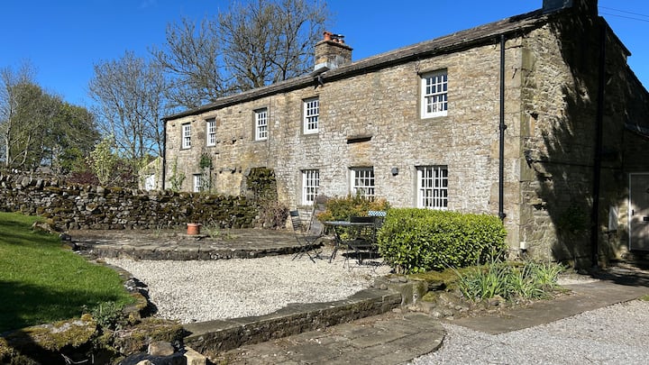 Tarn House - Horton in Ribblesdale