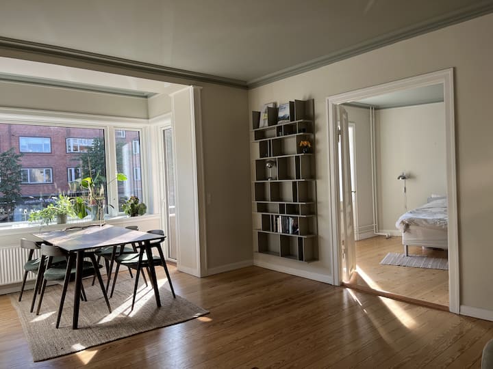 Lys Og Rummelig Lejlighed Lige Ved Peblinge Sø - Copenhagen