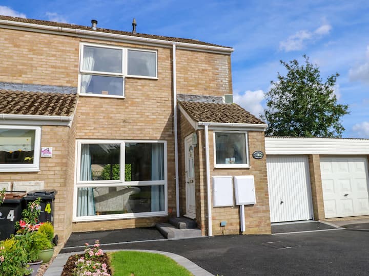 Camellia Cottage - Wimborne Minster