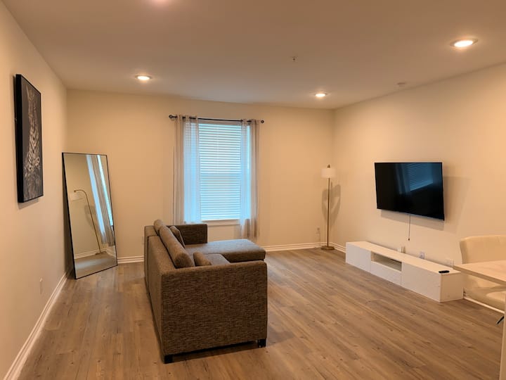 Modern 1bed Apt | Sleeps 4 | Gym | Pool - Sharpstown - Houston