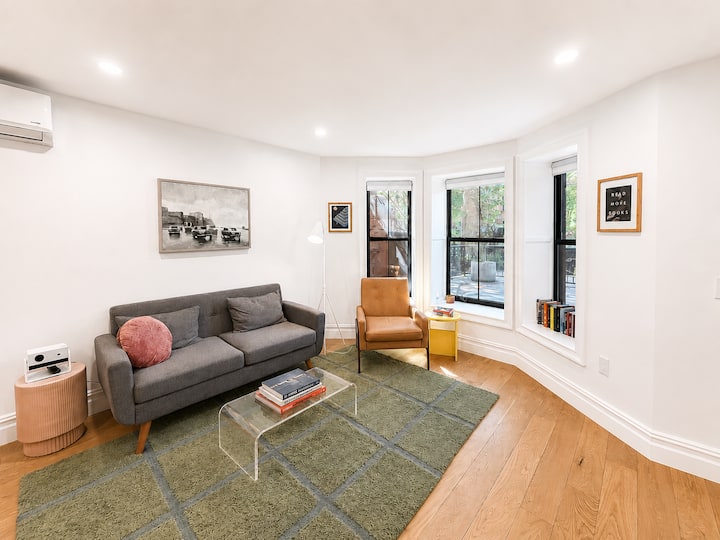 Renovated Bedstuy Brownstone 2bd/2b Suite - Brooklyn, NY