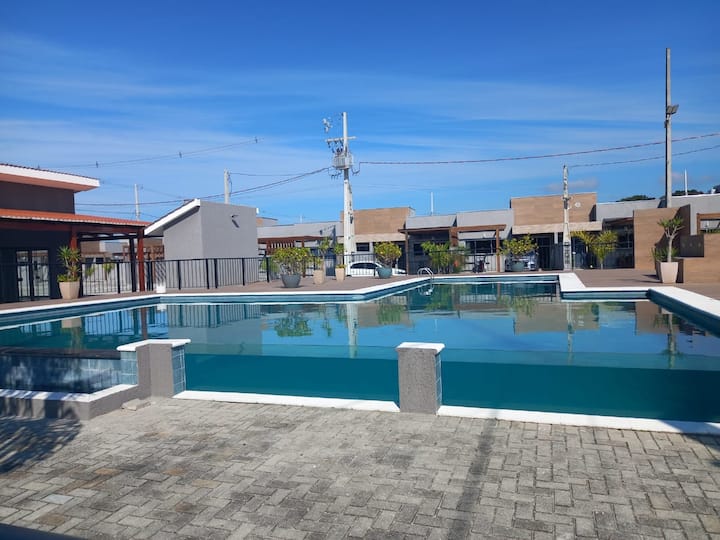 Casa Em Condomínio -Res. East Beach-praia De Leste - Matinhos