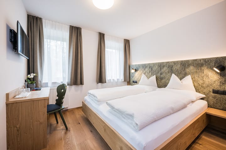 Standard Doppelzimmer - Braies