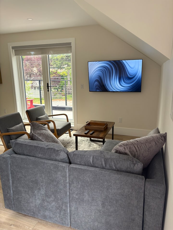 Holiday Haus In Beautiful Sunny Tsawwassen…. - Point Roberts, WA
