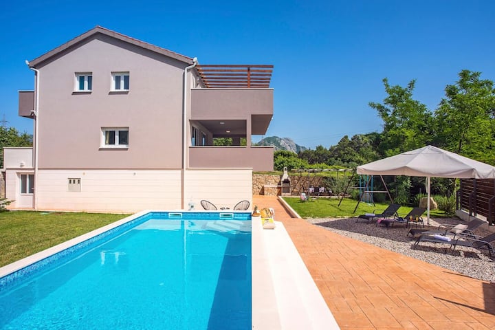 Villa Naklice - Omiš
