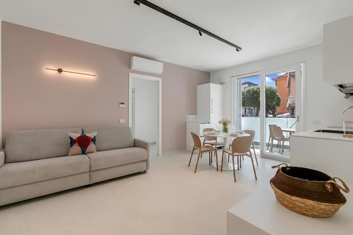 Boutique Apartment Nua 16 Towncentre - Finale Ligure