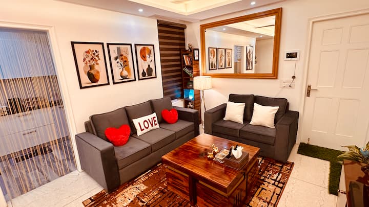 Ayoura | Premium Homestay 2bhk •4 Balconies •Views -