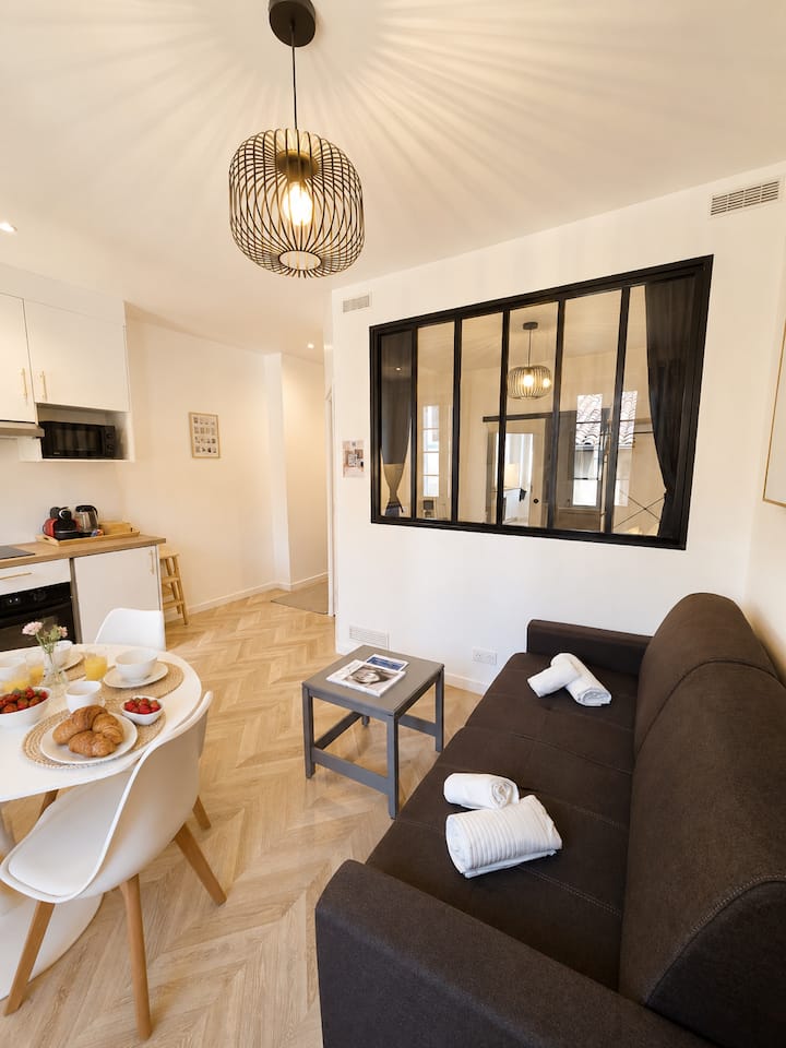 ÉCrin Prestige | T2 | 4p | Ac | Vieil Antibes - Antibes