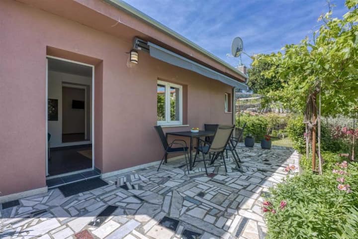 Casa Marti One-bedroom Apartment Terrace Garden - Rovigno