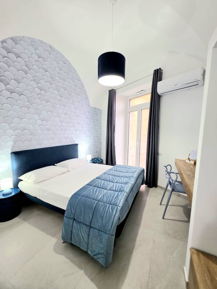 R94 Suites Acireale - Acireale