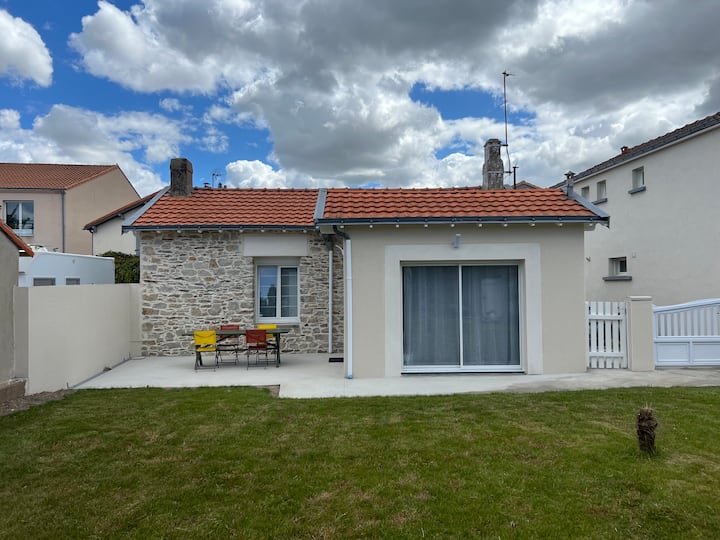 Maison Cosy Avec Jardin Clos - Sainte-Luce-sur-Loire