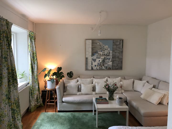 Intimate City Flat Close To Nature Reserve - Ekerö