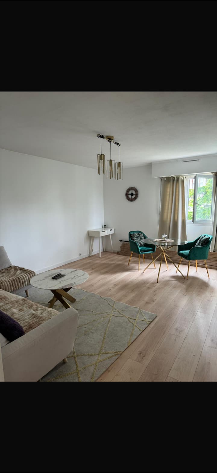 Appartement F3 Proche Gare Et Commerces - Méry-sur-Oise