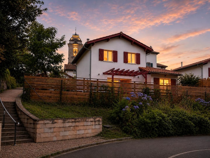 Maison Familiale Au Cœur D'urrugne  Vue Rhune - Saint-Jean-de-Luz