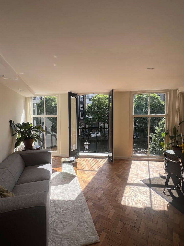 Geweldig Appartement Met Uitzicht Op De Gracht - Amsterdam
