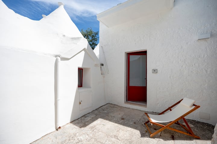 Guesthost - Trulli Itria: Alloro Room - Fasano