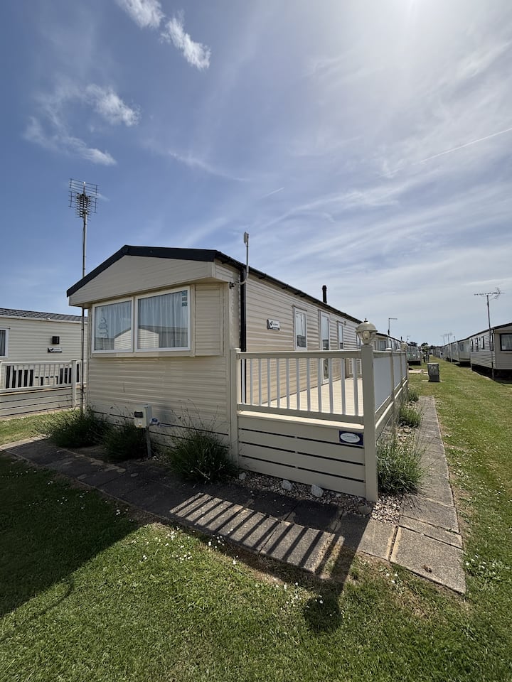 Seaview Holiday Rentals - Etchingham - Herne Bay