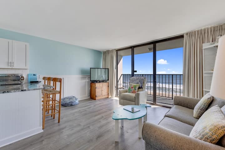 Oceanfront 1br Retreat In Carolina Beach - Carolina Beach, NC