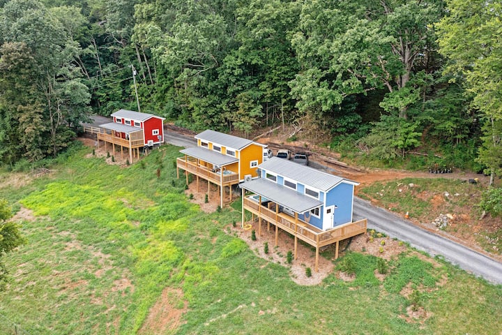 3 Cabins, Sleeps 18 - Private Hot Tubs, Near Chatt - Lookout Mountain, TN
