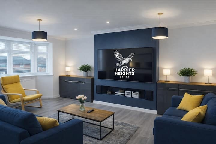 6 Br Contractor Hub | 2.5 Bath | Parking | Wi-fi - Corby