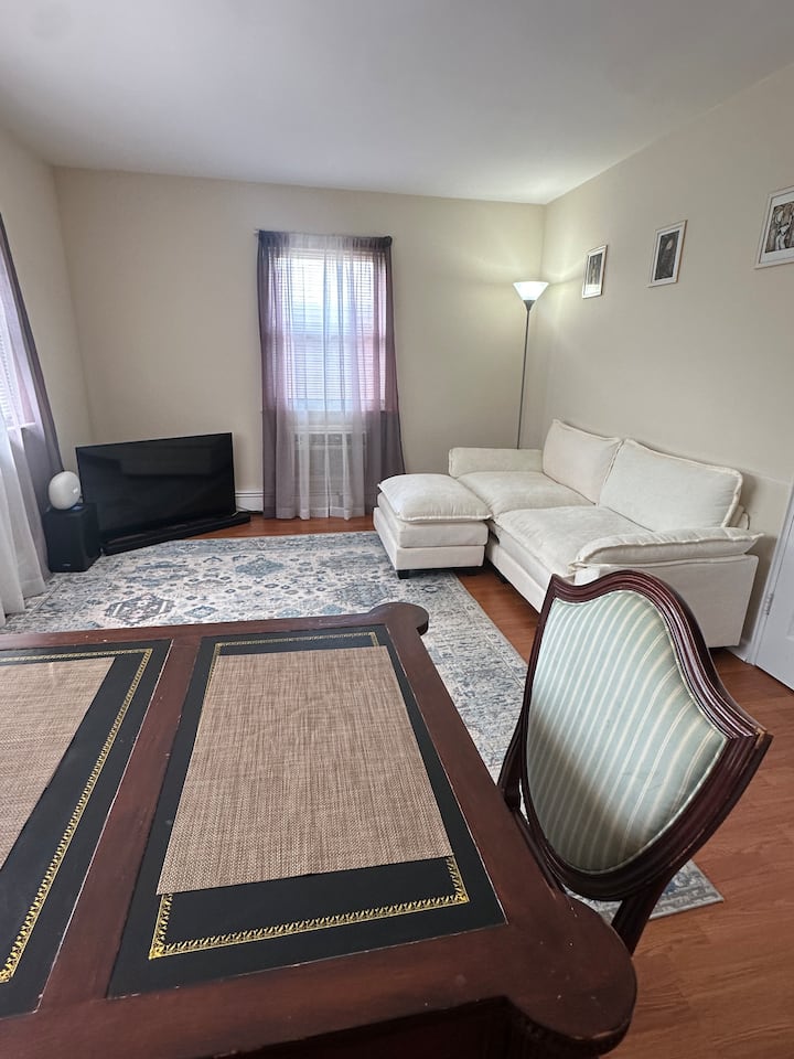 Cozy 1 Bedroom Apartment In Fort Lee - Fort Lee, NJ