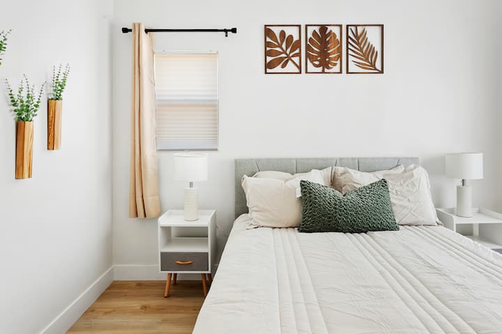 Modern Peaceful Central Phoenix * Nurses & Remote - Phoenix, AZ