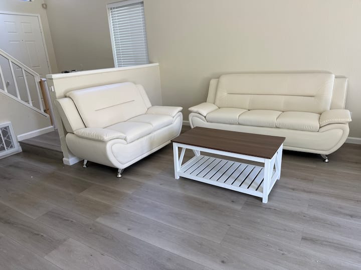 Elegant Home Near Silicon Valley - Santa Clara, CA