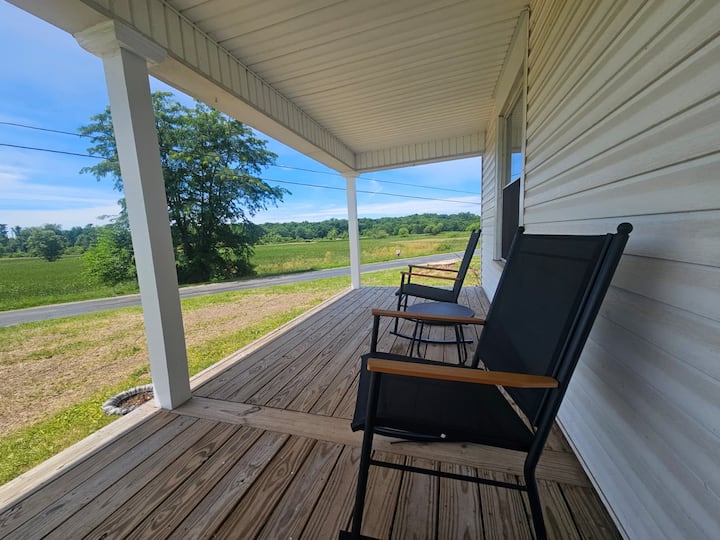 Eagle View Farm House Sleeps 10 - Lancaster, OH
