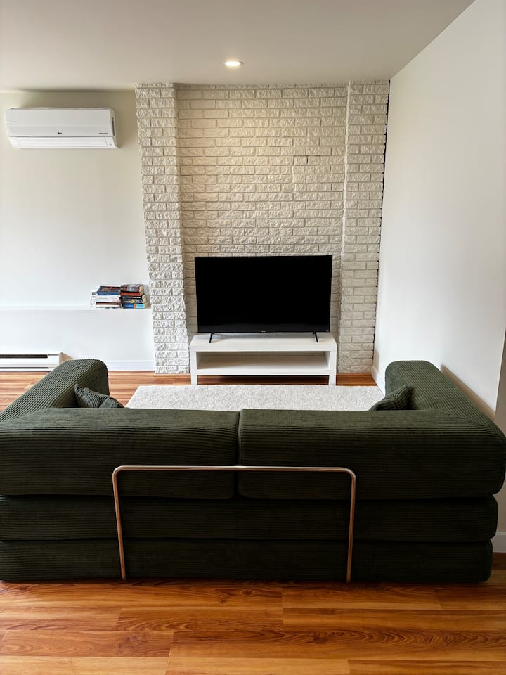 Cozy Coastal Entire Guest Suite – Private Entrance - Halifax