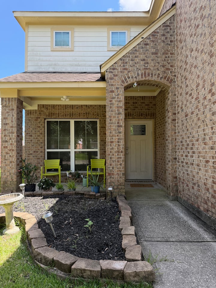 World Cup 2026 Stay | 4br Home Sleeps 9 Guests - Baytown, TX