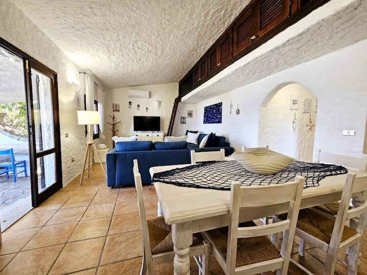 Splendida Villa Con Jacuzzi Vista Mare Sos Aranzos - Golfo Aranci