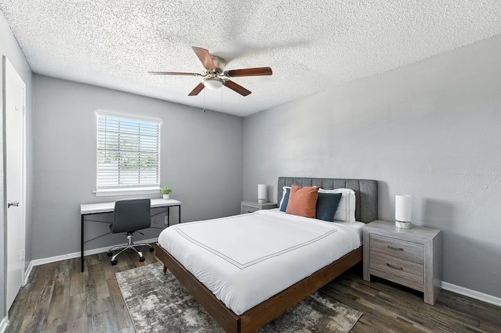 Pioneer Creek 404a I 2 Bed 1.5 Bath - Arlington