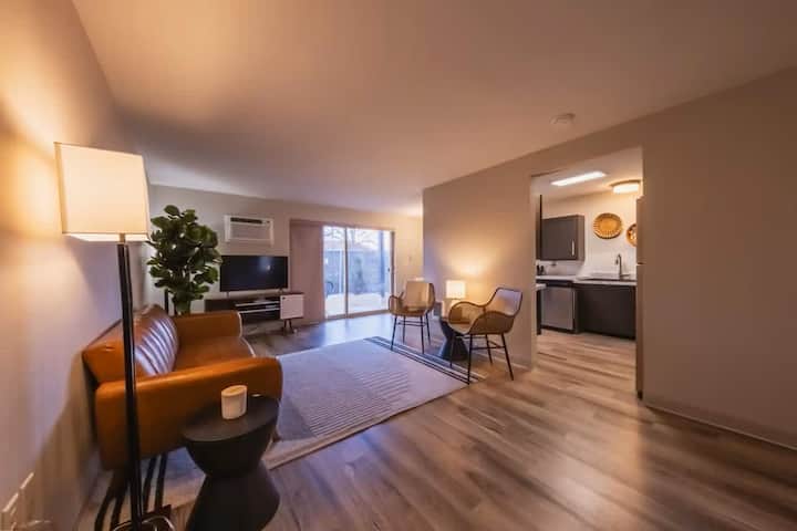 Modern 1br | Walk Downtown | Near Glacier - Kalispell, MT